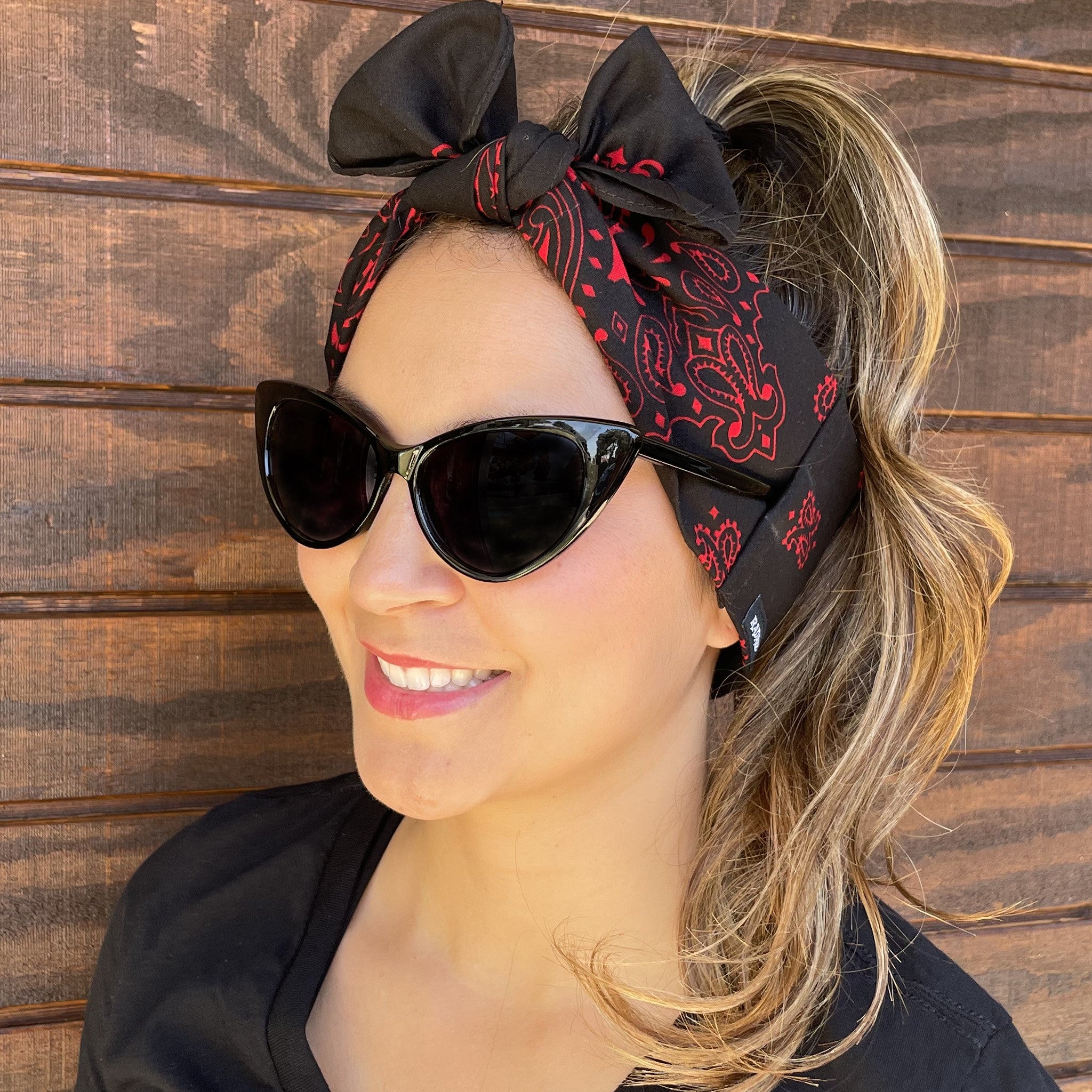 ROCKABILLY/TIE-UP BANDANA - BLACK RED AUSTIN PAISLEY – RADAZZ Apparel