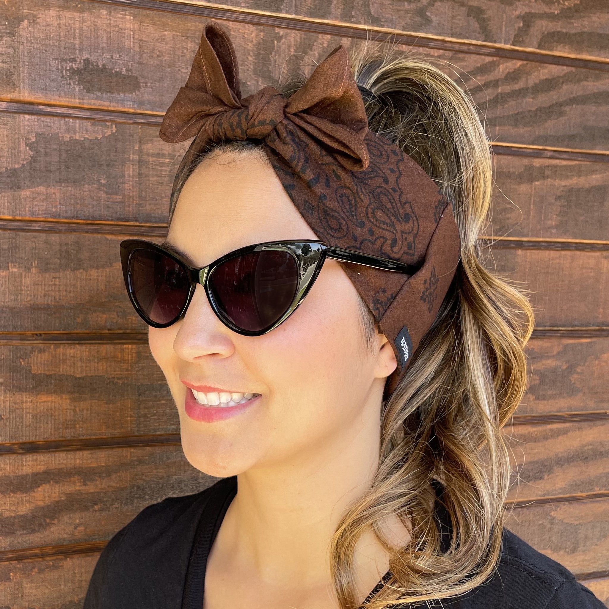 ROCKABILLY/TIE-UP BANDANA COCO BROWN BLACK AUSTIN PAISLEY – RADAZZ Apparel
